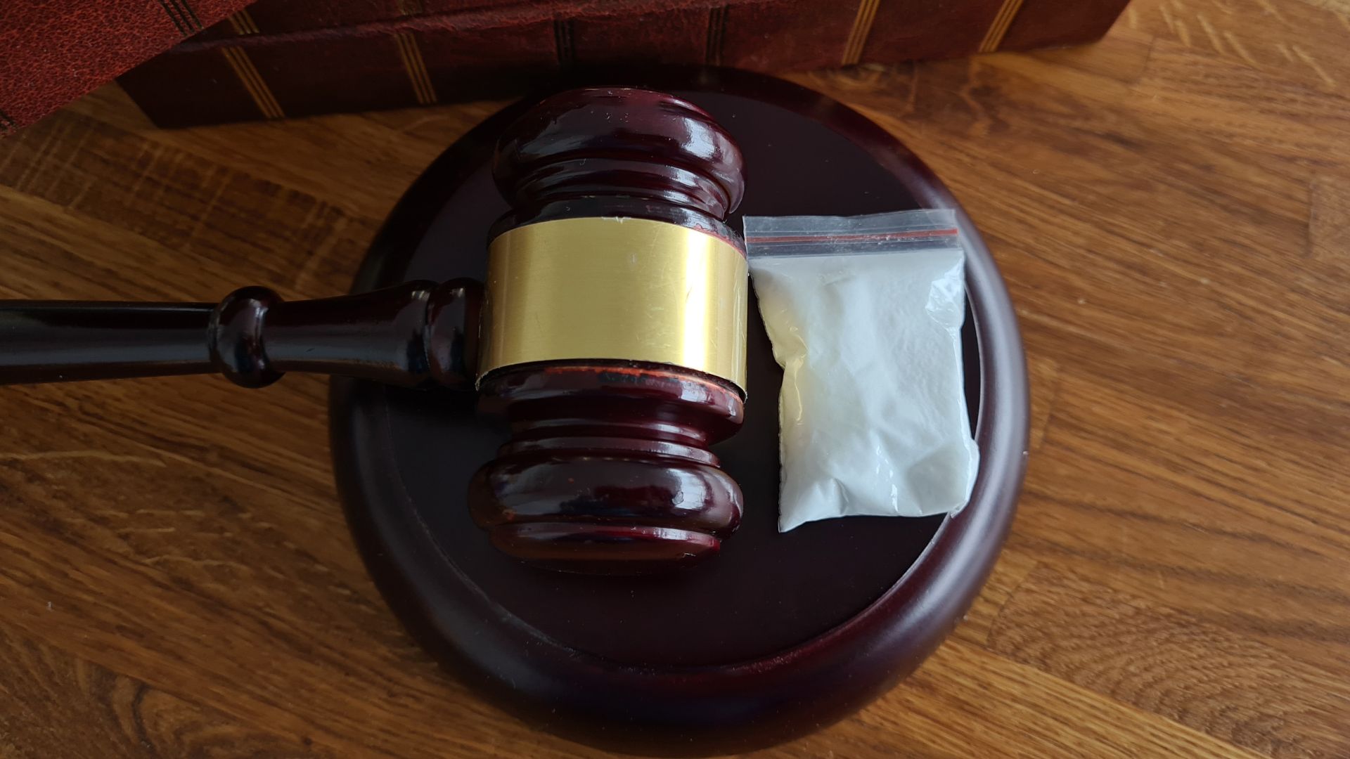 Understanding Drug Offenses: Types, Penalties, and Defenses – Austin Lawyer